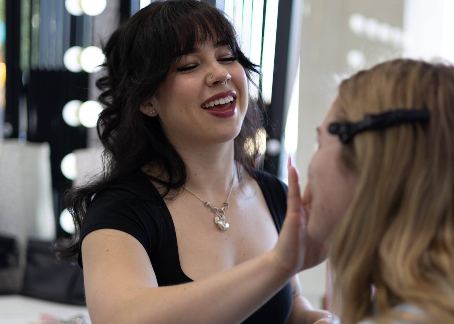 Best Makeup Tips For An Outdoor Summer Wedding In California - Miracola ...